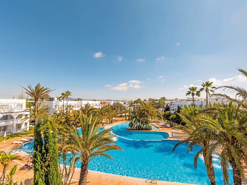 Calimera Hotels for a beach holiday